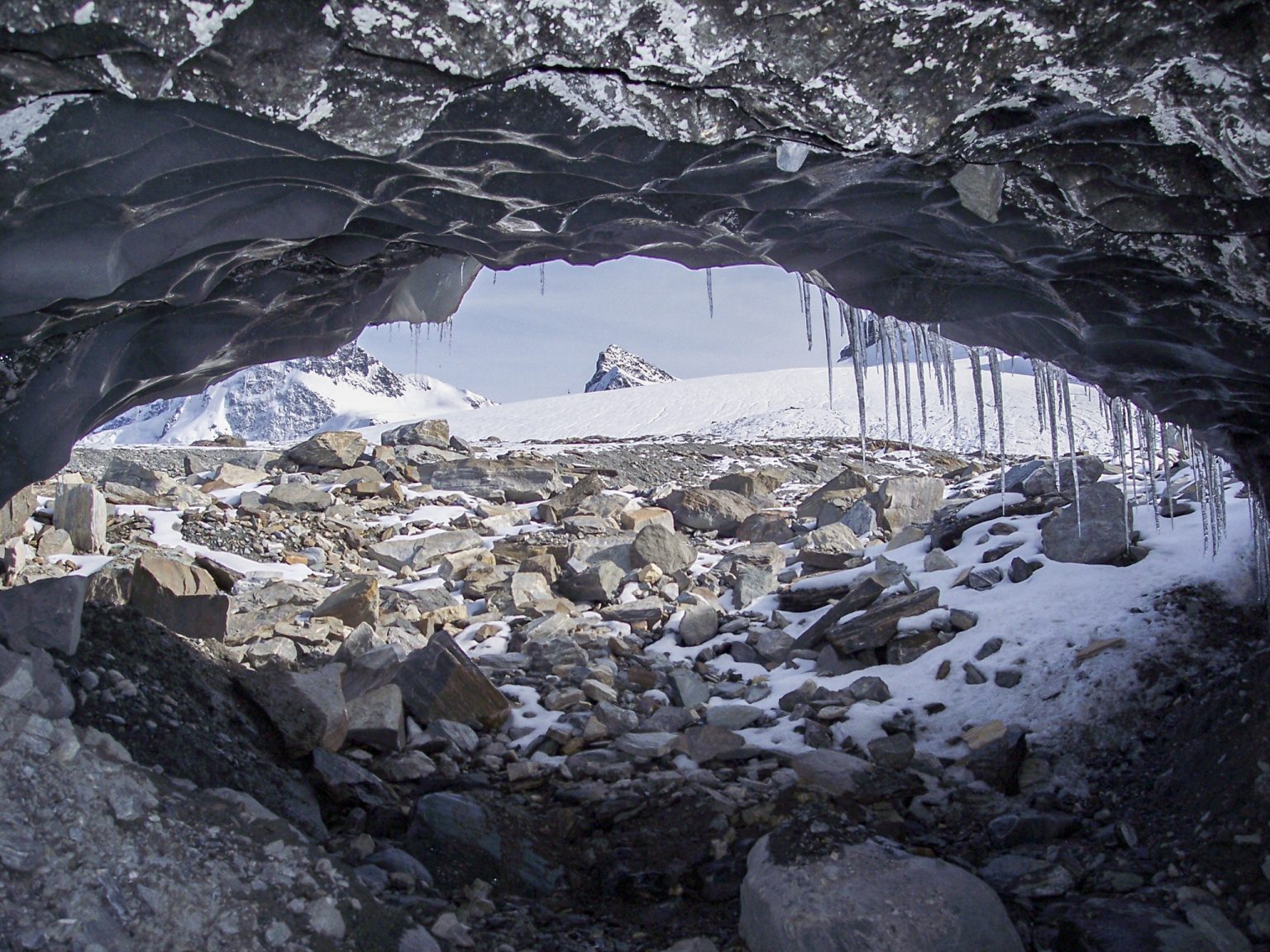 Glacier - DroneXploration GmbH